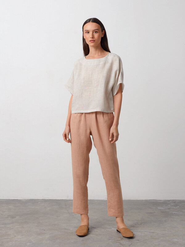 BEE Oversized Linen Top - Love and Confuse